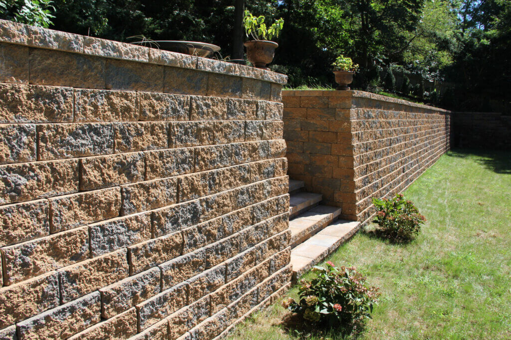 Masonry Retaining Walls Long Island | State Material Mason Supply