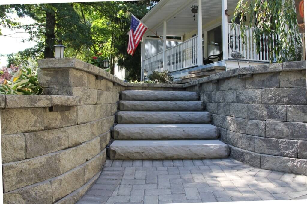 Rockface Steps - State Material Mason Supply